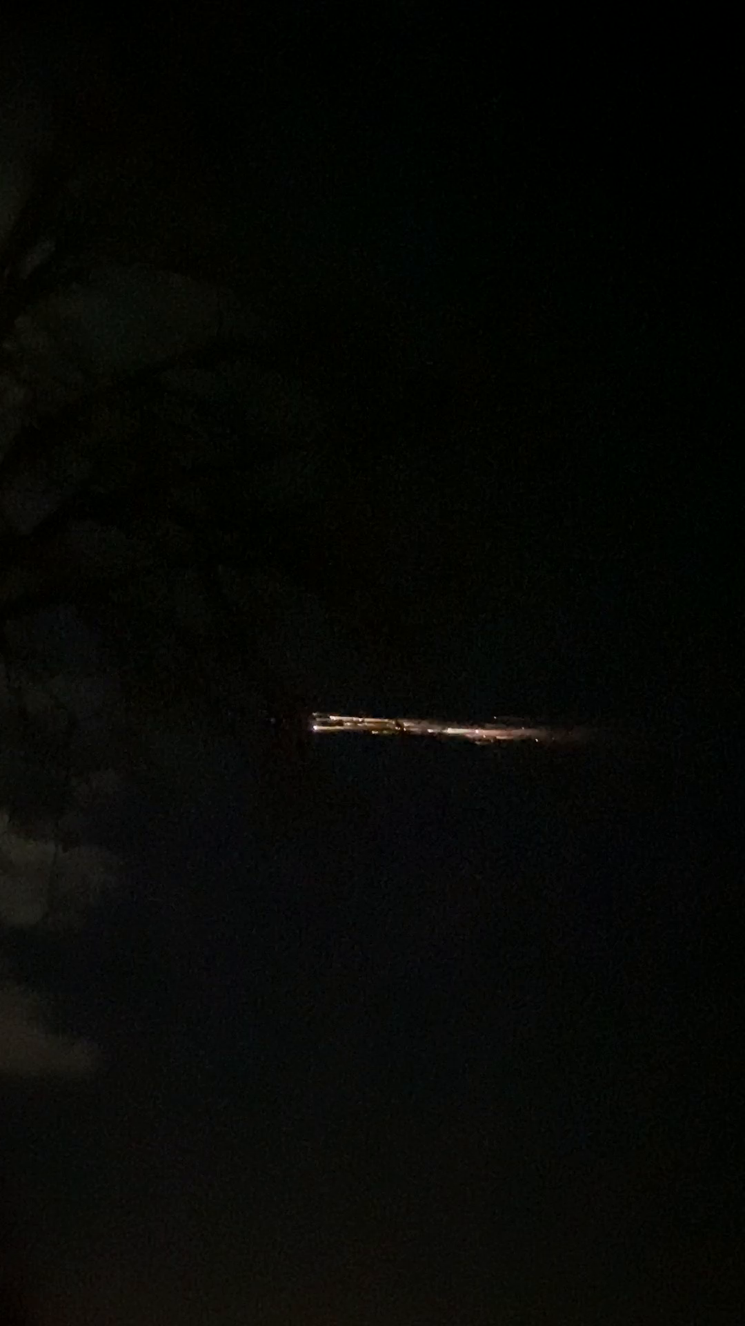 Rocket Junk Streaked Spectacularly Across the Pacific Northwest Sky ...